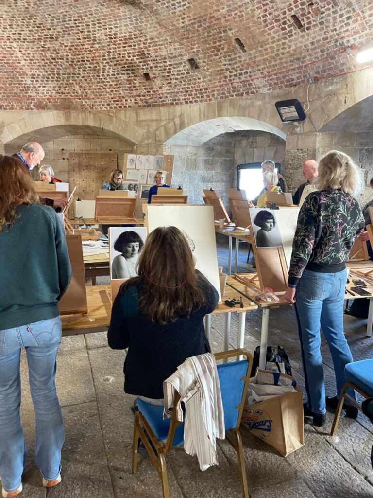 Paint & Draw Atelier: From Drawing to Oil Painting - Hotwalls Studios